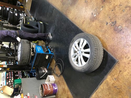 금호 크루젠 HP51 | 225/55R18 | 타이어픽